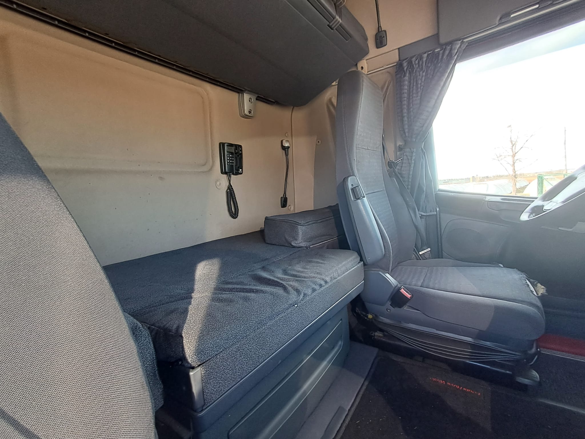 TRACTO CAMION SCANIA 560 PALFINGER PK 150002 + JIB - AHV Import-Export